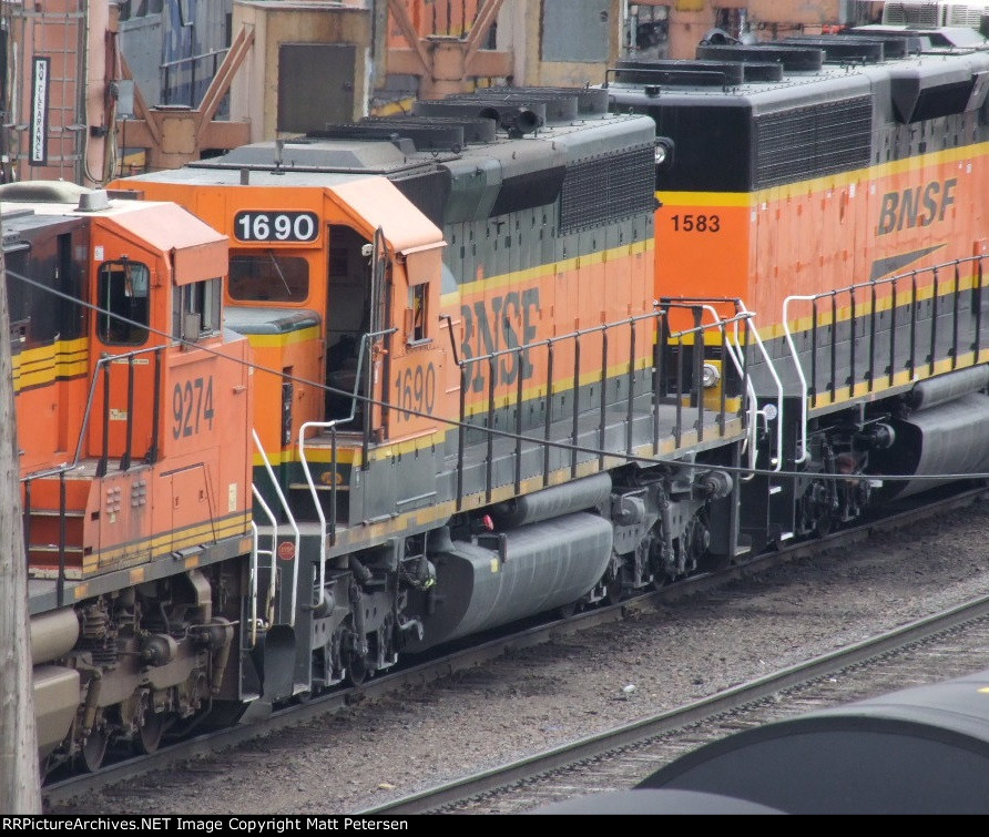 BNSF 1690